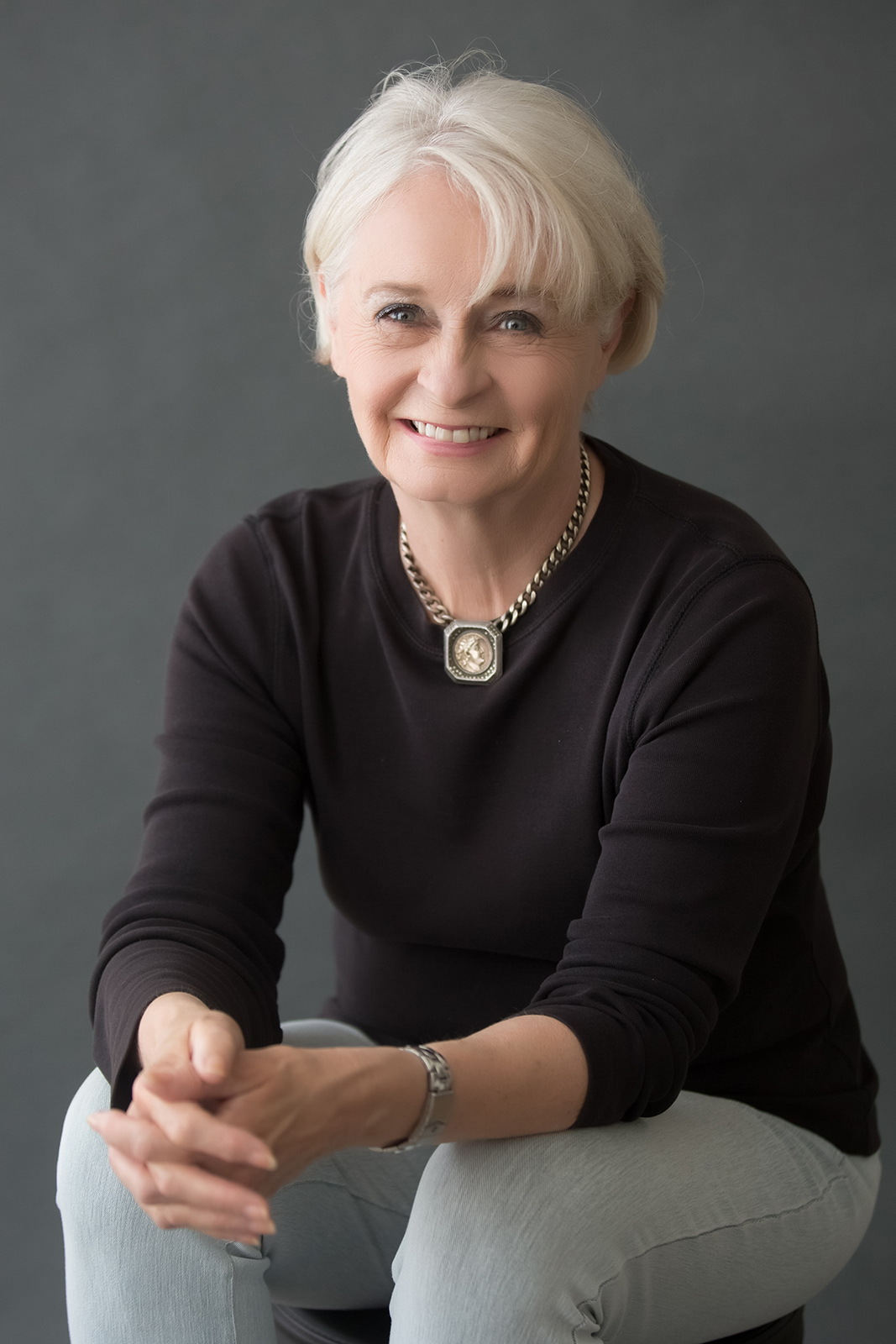 Blue Ridge-Meg Mullery Headshot – Old town crier