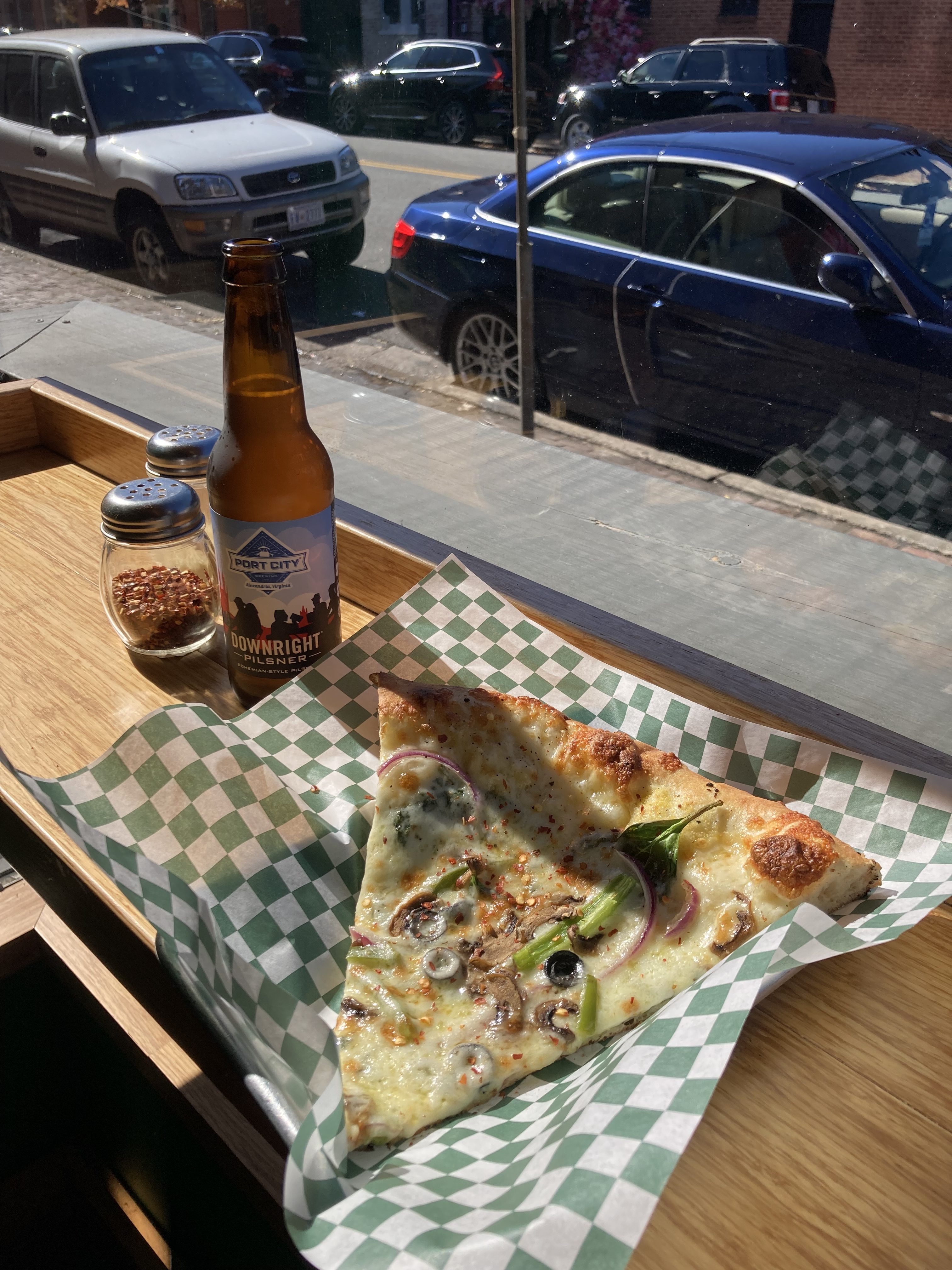 Dining Out-Handover Pizza – Old town crier