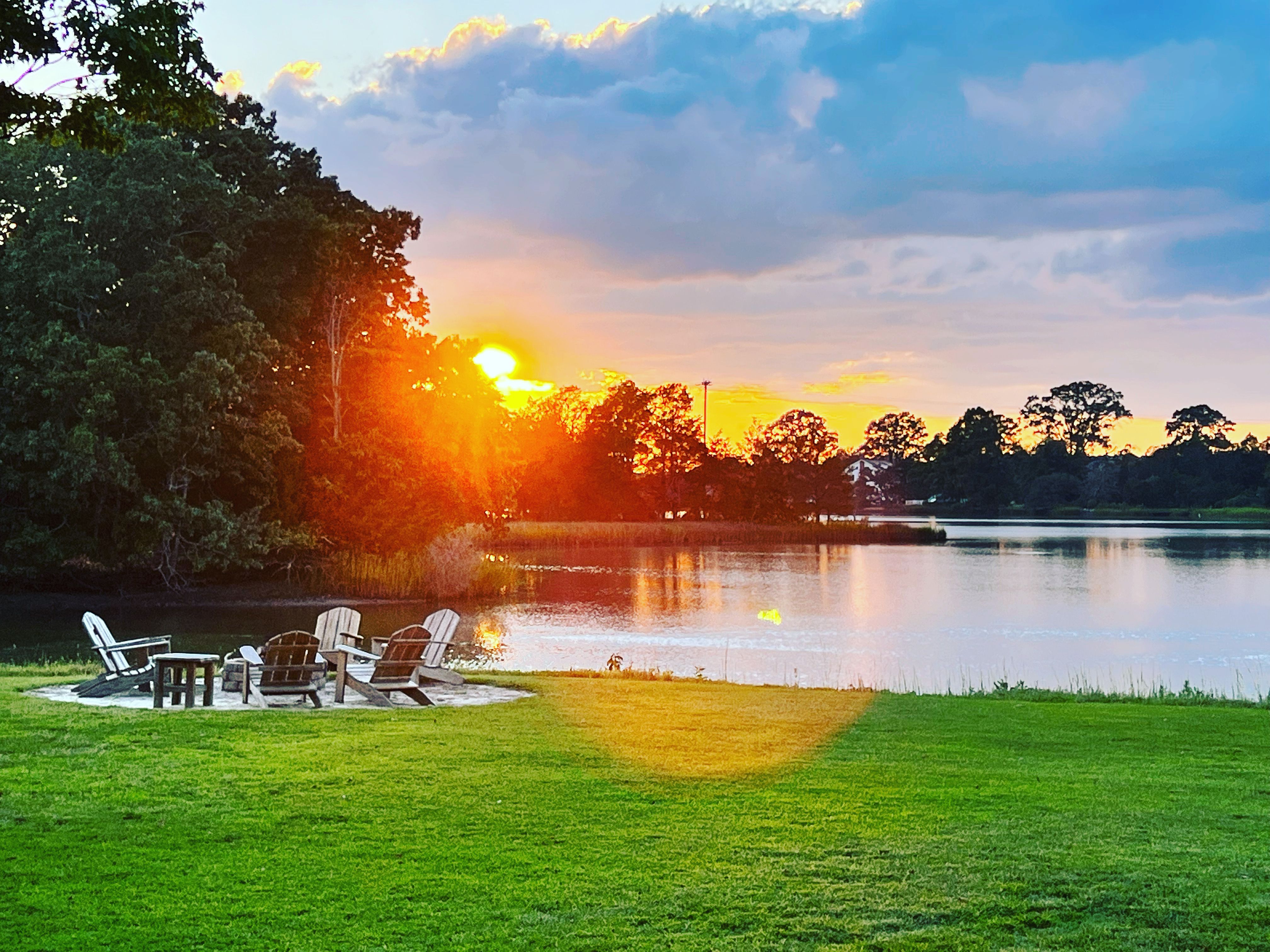 Road Trip-fancy firepit pic – Old town crier