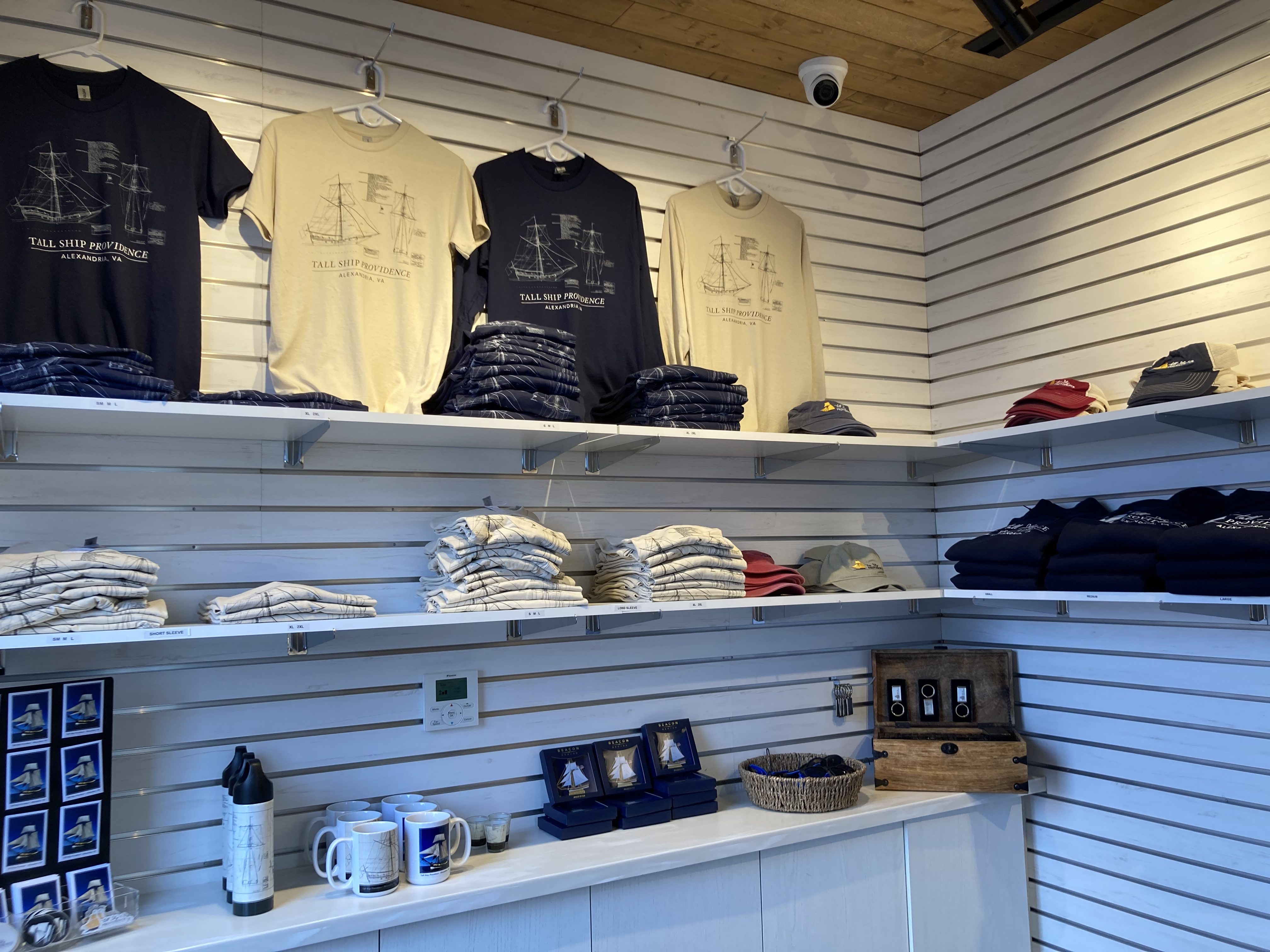 Business Profile – Gift Shop – Old town crier